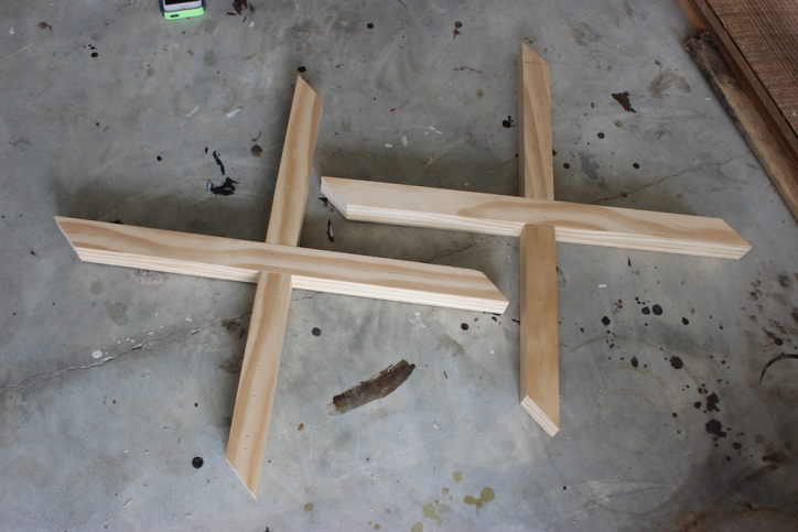 DIY Upholstered X-Bench | Free Plans | Rogue Engineer