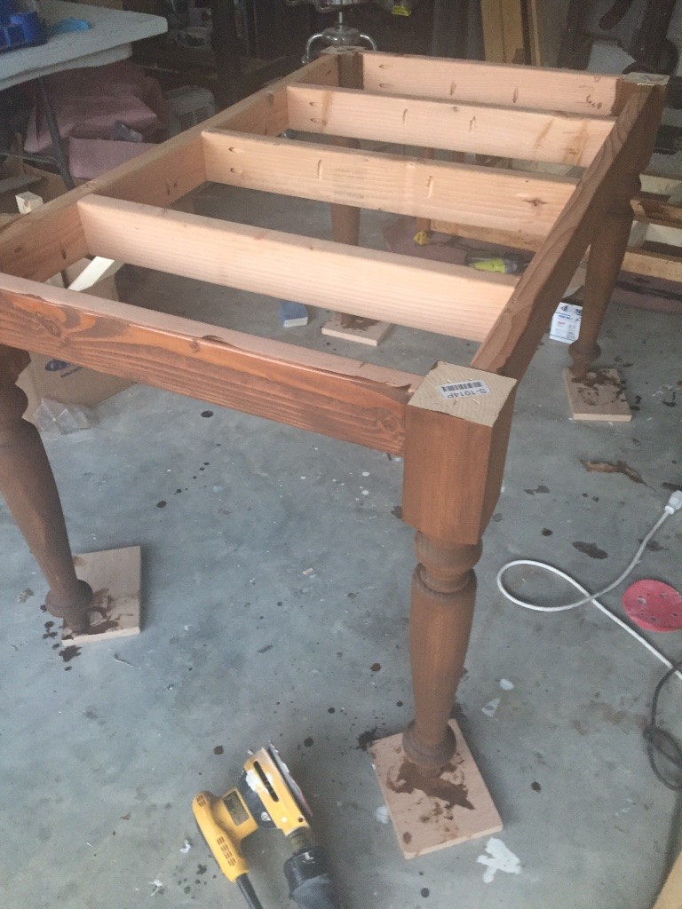 DIY Solid Oak Farmhouse Table | Free & Easy Plans