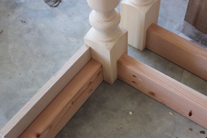 DIY Solid Oak Farmhouse Table | Free & Easy Plans