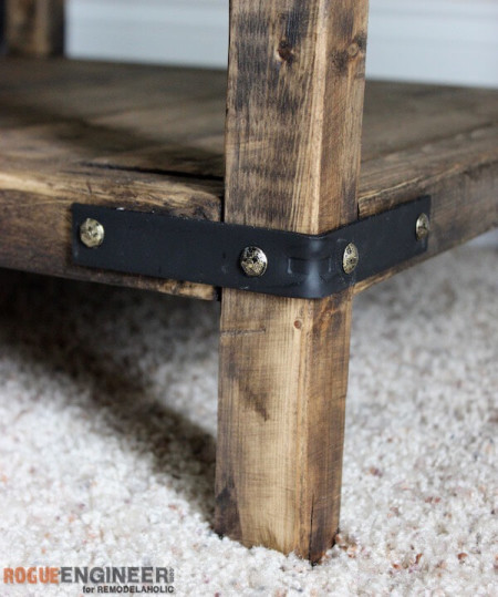 Simple Square Side Table { FREE DIY Plans } Rogue Engineer