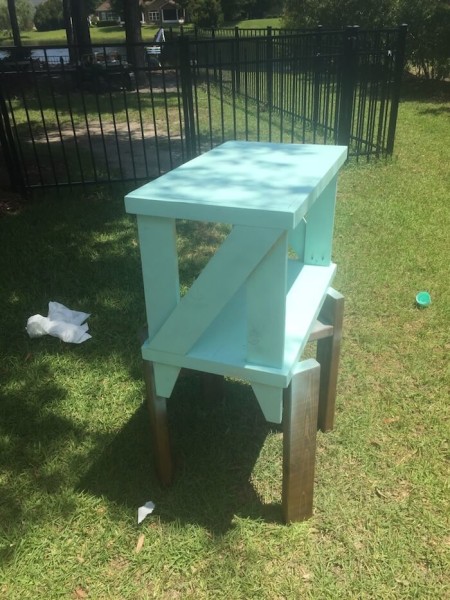 Narrow Cottage Side Table { Free DIY Plans } Rogue Engineer