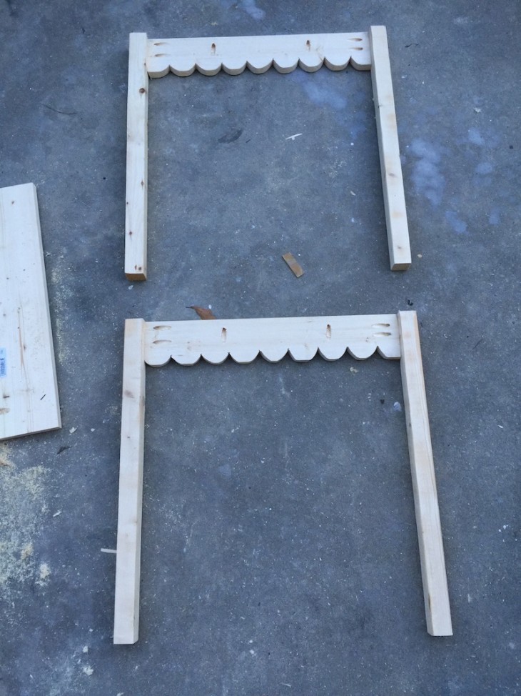 Simple Scalloped End Table » Rogue Engineer