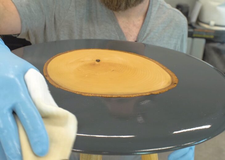 Round Epoxy Live Edge Table » Rogue Engineer